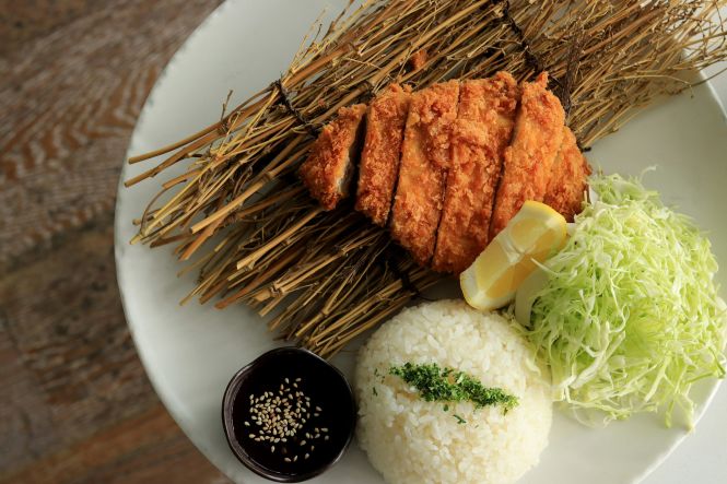 Pollo katsu: el plato japonés que no te puedes perder en 2025
